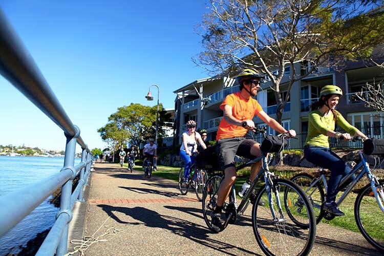 G20: Brisbane bike tour operator offers Barack Obama free ride during ...