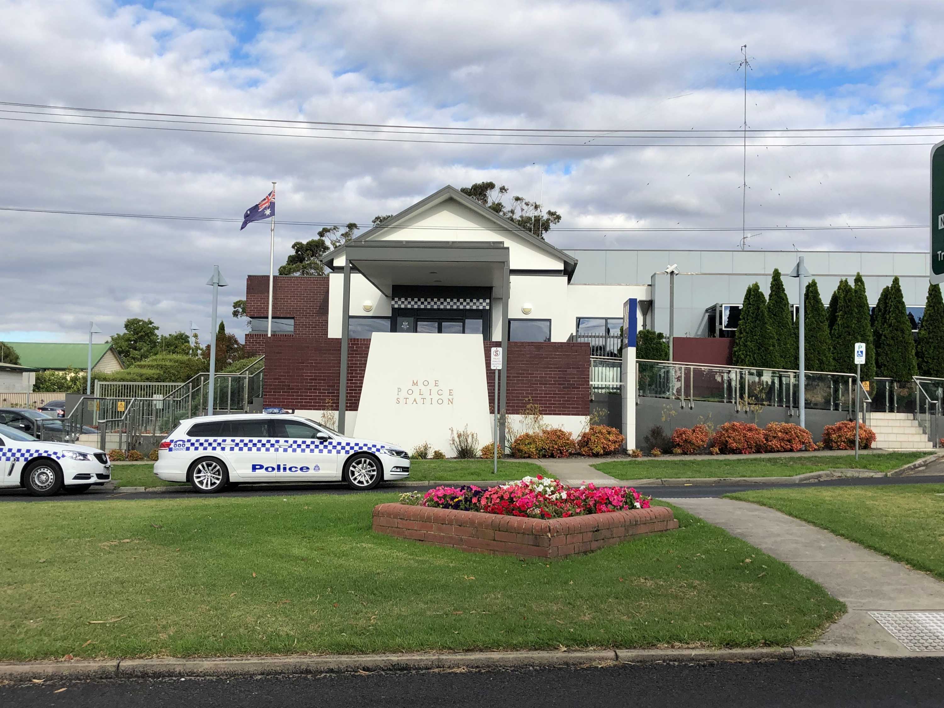 Police officer pleads not guilty after punches at Moe station cells ...