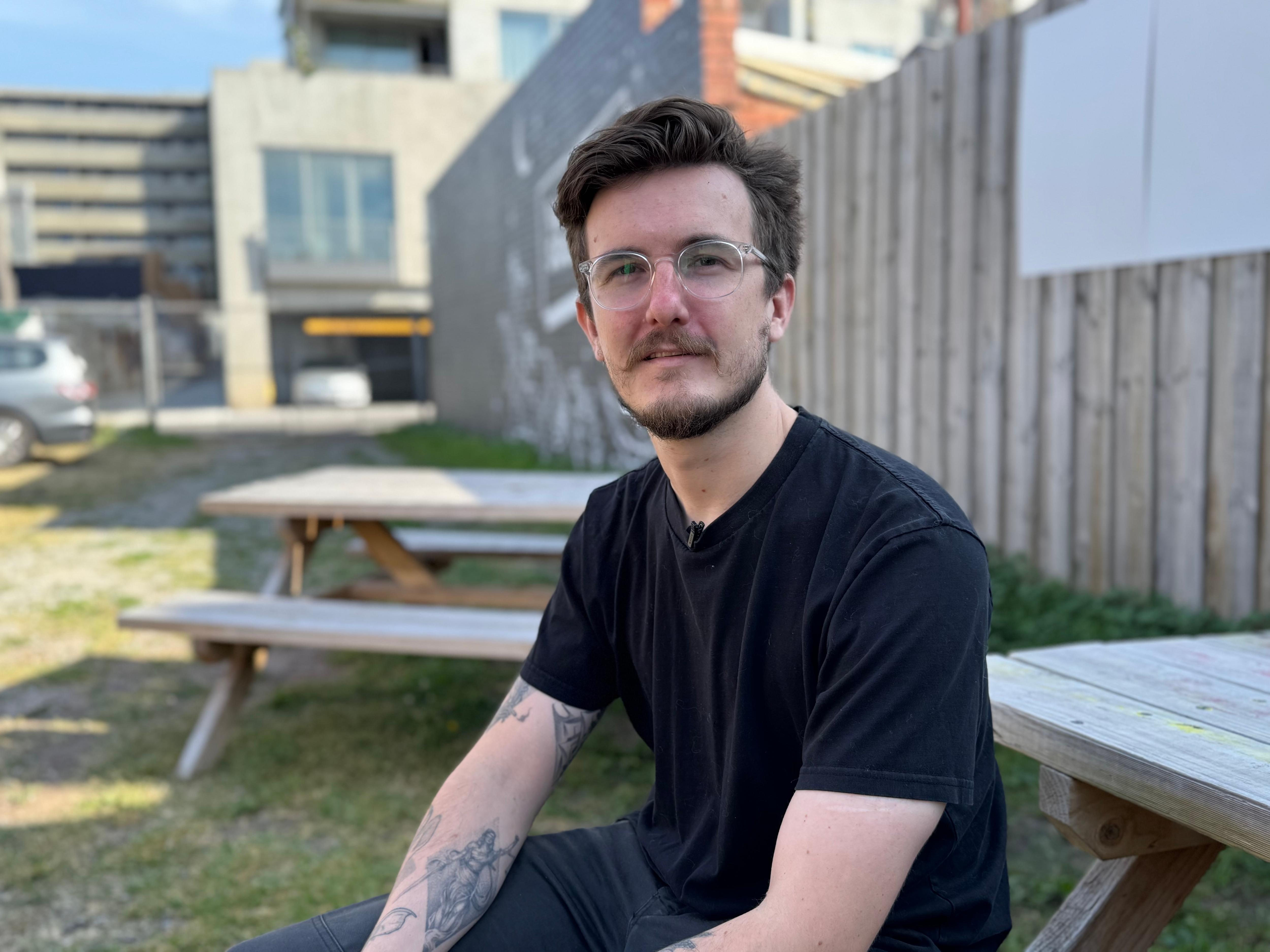 Victorian senate candidate Jordan van den Lamb defends squatting advocacy after 'bizarre' break ...