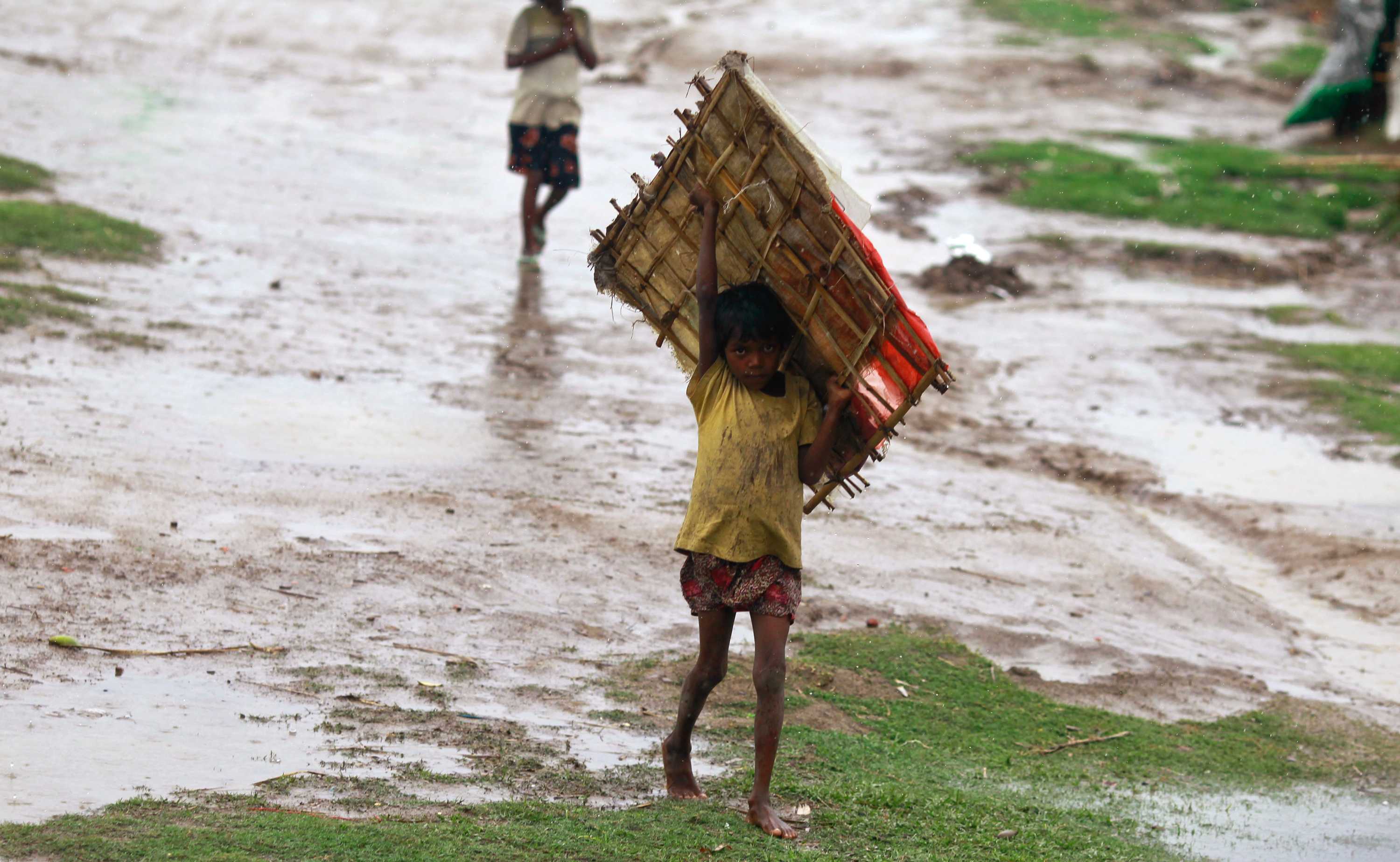 Cyclone threatens Myanmar, Bangladesh and India - ABC News