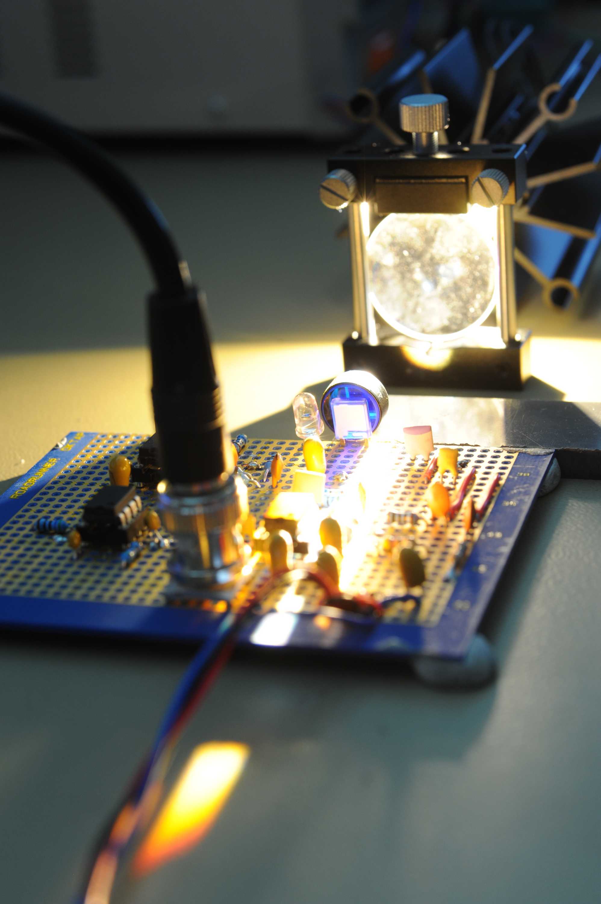 Li-Fi: the LED-based alternative to household Wi-Fi - ABC Radio National