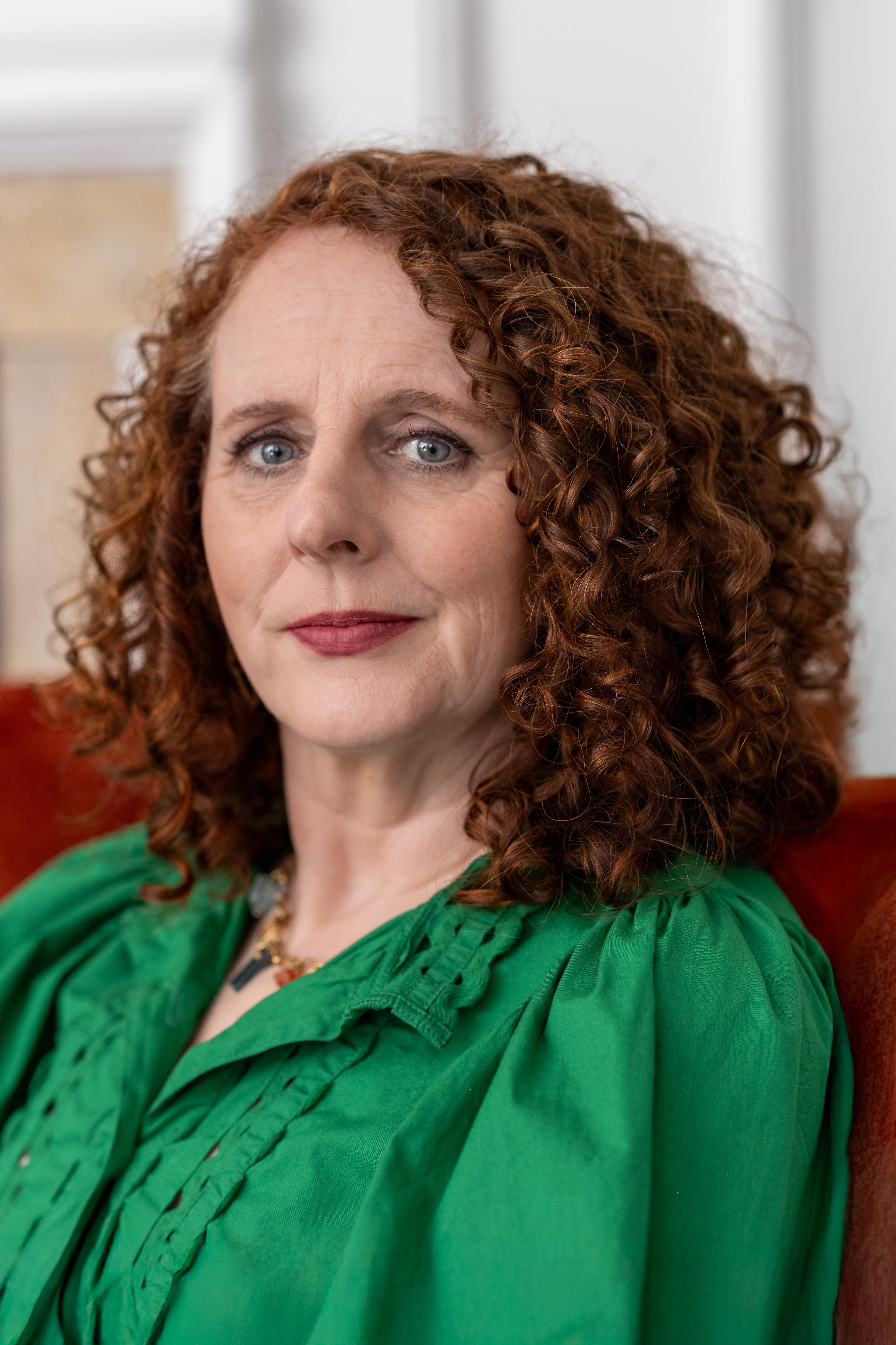 How Maggie O'Farrell's inner 'neek' came out with Land - ABC listen