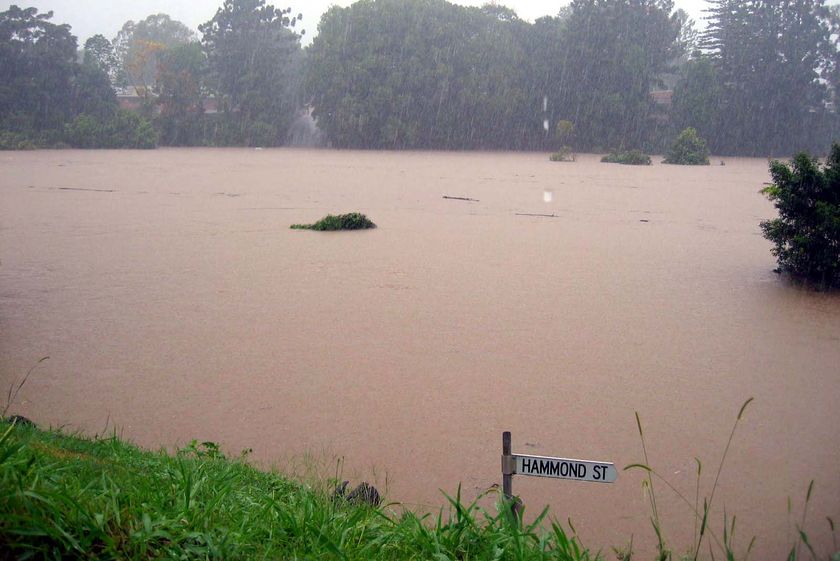 NSW Government promises flood assistance - ABC News